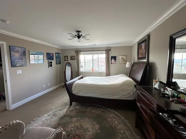 Comfortable Furnished Space – All Bills Included