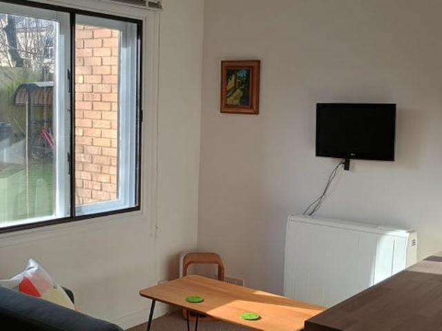 Comfortable modern city centre 1 bedroom flat