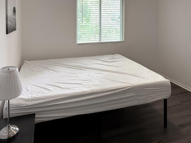 Comfortable & newly renovated Atlanta Apartment with Dining area