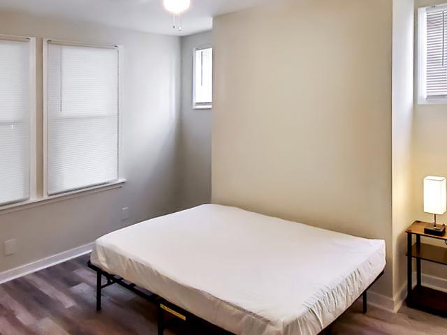 Comfortable & newly renovated Richmond House with Patio or porch
