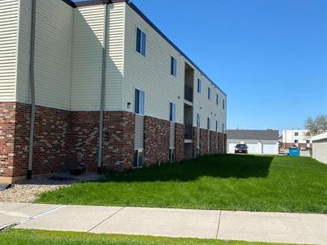 Comfortable, Pet Friendly Apartments – Prime Location & All Inclusive Perks!