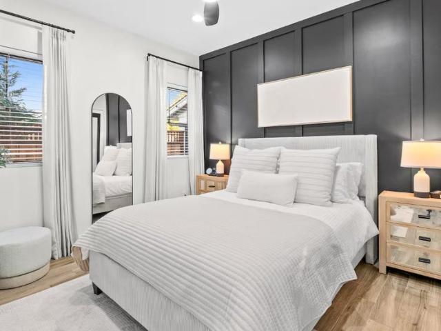 Comfortable Private Room in Spacious 3BR Home