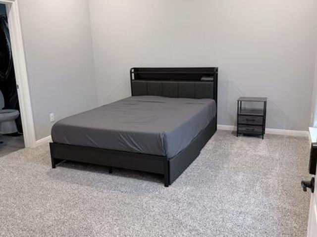Comfortable Private Room in Quiet Home