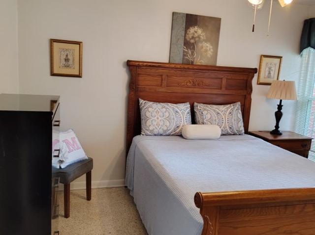 Comfortable room in quiet neighborhood