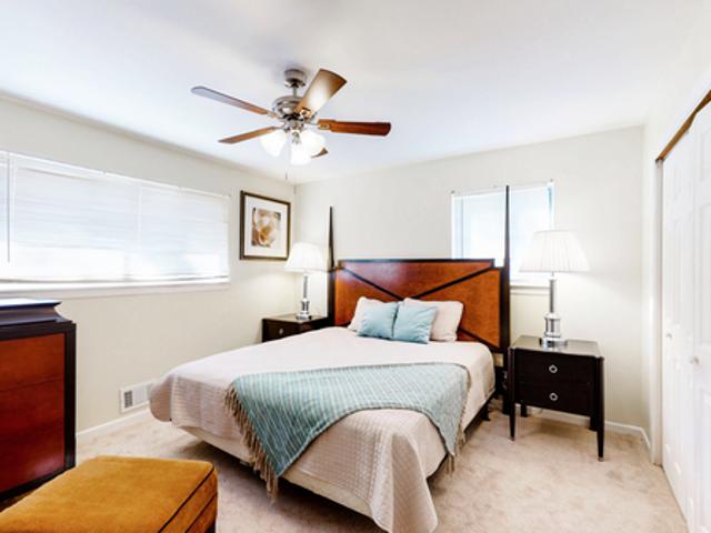 Comfortable Shared Living with Great Amenities!