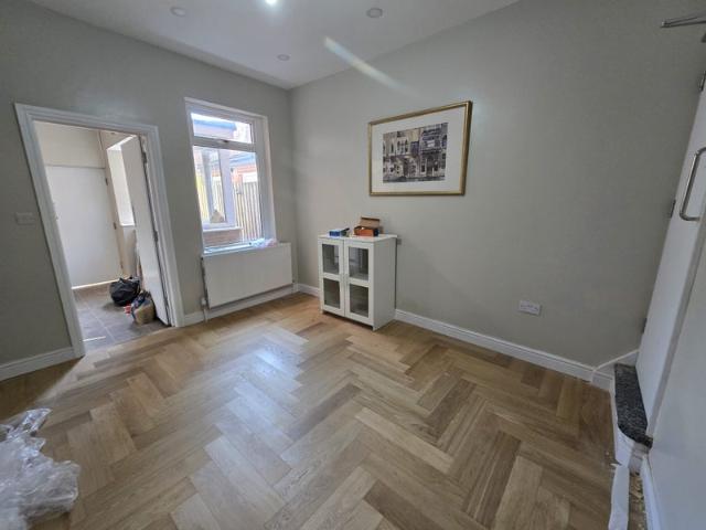 Comfortable & Spacious 3 Bed Property in B14