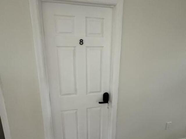 Comfortable & spacious St. Petersburg House near downtown