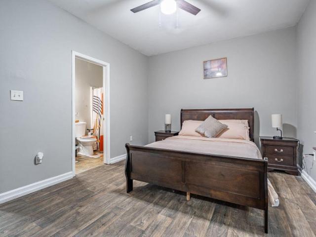 Comfy & Convenient Home | Kitchen + Kitchenette |
