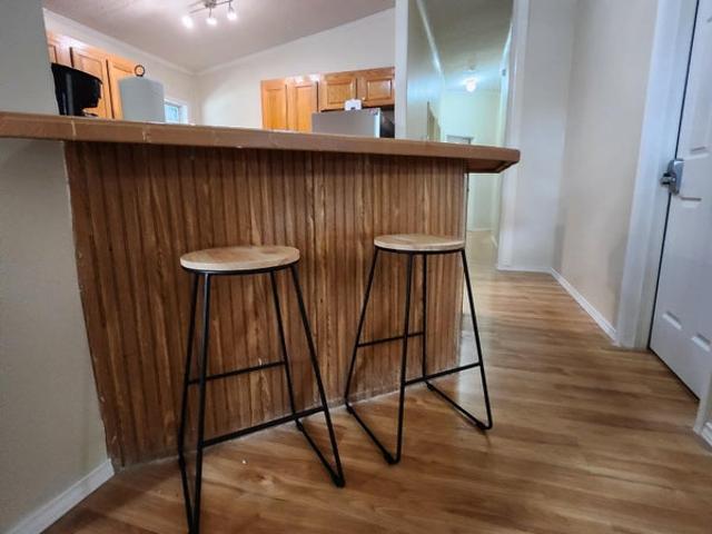 Comfy & cozy east Fort Worth Home