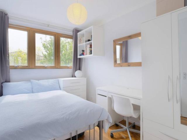 Comfy double bedroom in Brixton Has a Room