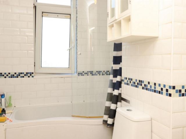 Comfy double bedroom near Queen Mary University of London Has a Room