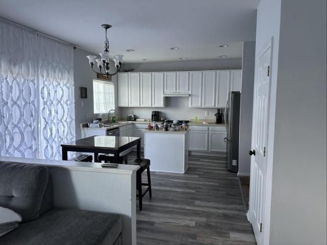 Comfy & HighQuality Aurora Home with Backyard