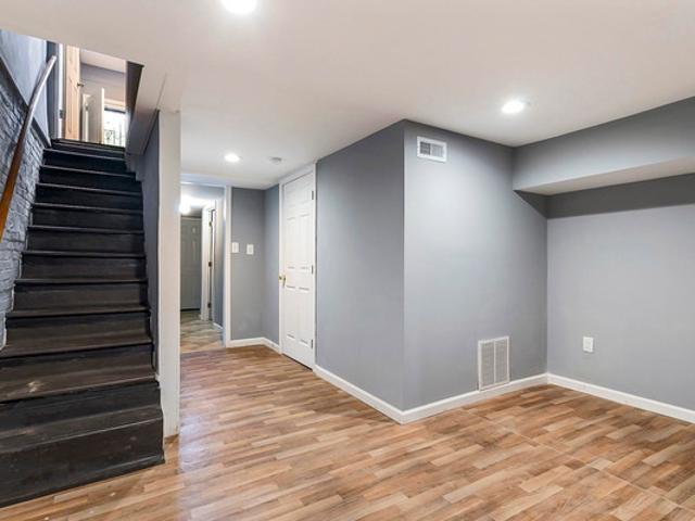 Comfy Home Feeling! Our Home to yoursAll Utilities Included Free Fast Wi Fi Smart Lock Rooms