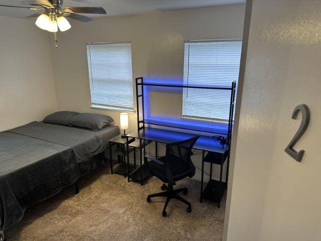 Comfy Jackson House w New Appliances, Cozy Furnish