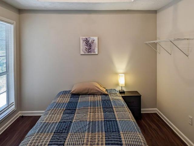 Comfy & newlyrenovated Lawrenceville House with ba