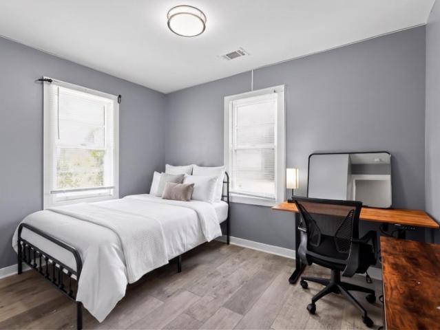 Comfy Rooms in Macon Home