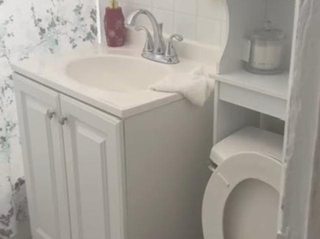Comfy Single Room For Rent in New York City_ Thaye