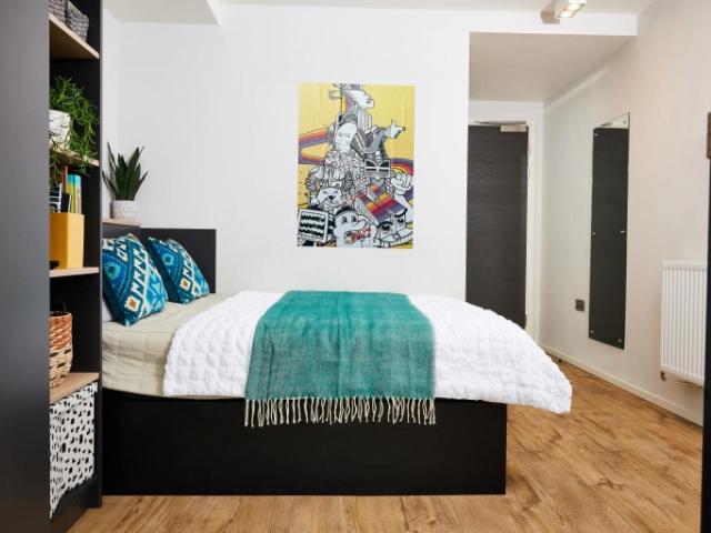 Comfy studio next to Cannon Hill Park Has an Apartment