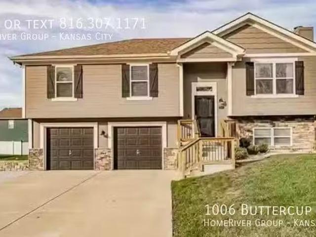 Coming Soon! 4 Bedroom home in Wildflower! 1006 Buttercup St