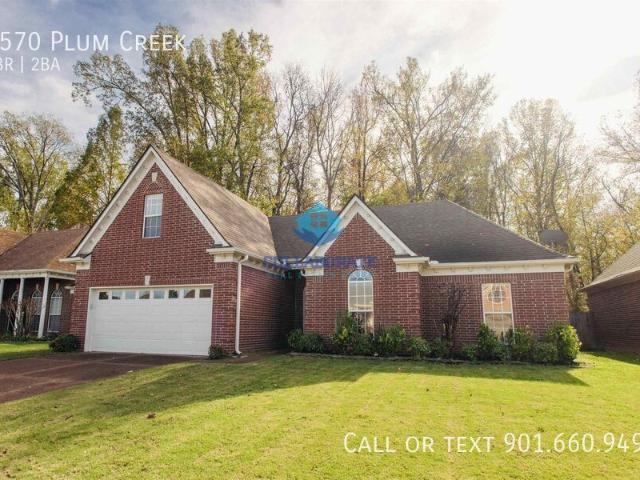 COMING SOON 7/01/2026! Nice home in Franklin Farms Subdivision, convenient to I40, Hwy 64 and Houston Levee
