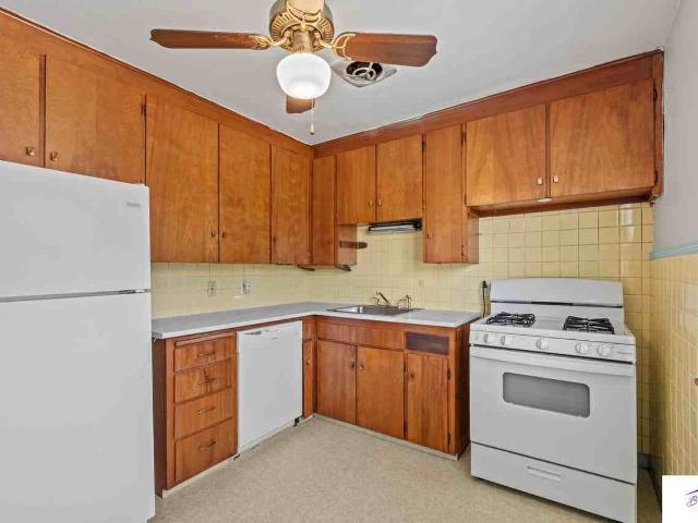 Coming Soon 3 Bedroom Apartment for Rent at 6602 66th And Western Ave, Omaha, NE 68132 Benson