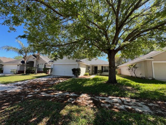COMING SOON * FENCED Three Bedroom in Watermill