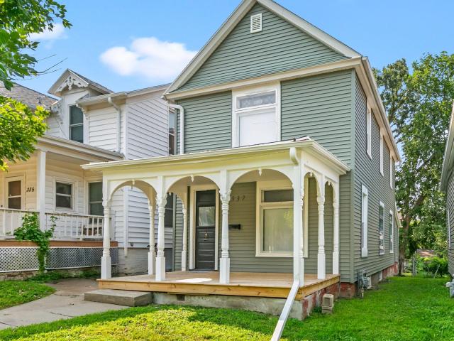 Coming Soon! Fully Remodeled 3 Bedroom, 1 Bath Home