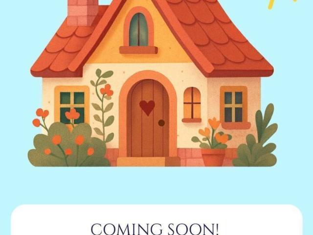 Duplex Style Home! Laundry On SIte!