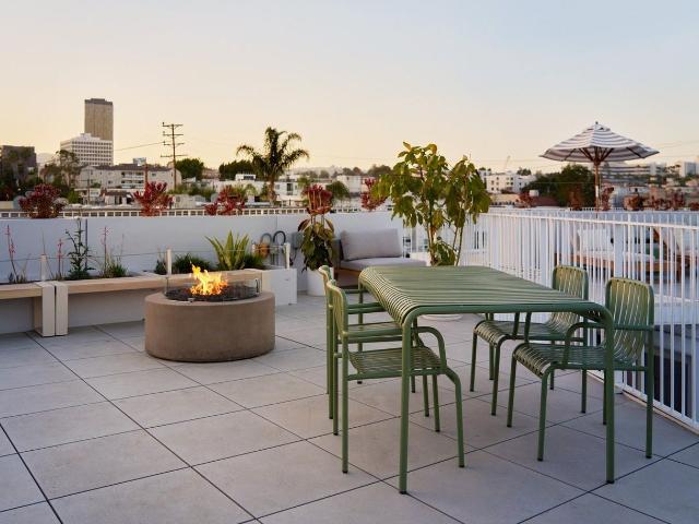 Comma Barrington Co Living 1 Bedroom Apartment for Rent at 1503 S Barrington Ave, Los Angeles, CA 90025 West Los Angeles