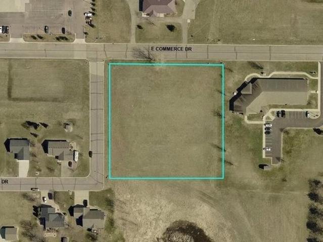 Commerce Dr, Le Center, MN 56057