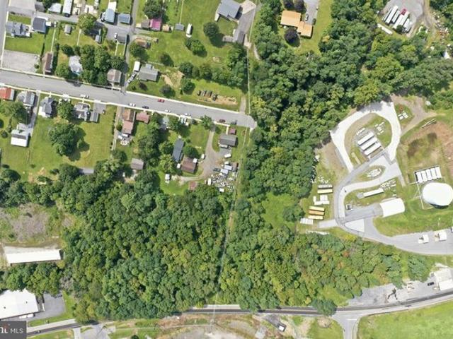 Commerce St, Chambersburg, PA 17201
