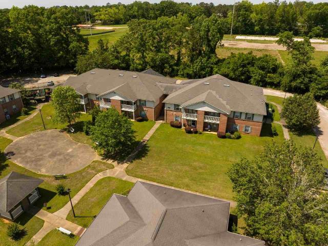 Commerce Street Manor 2 Bedroom Apartment for Rent at 100 Manor Ct, Greenville, AL 36037