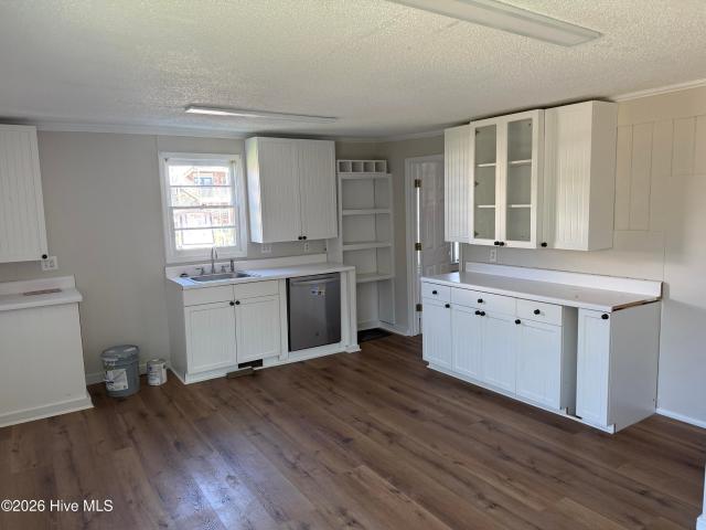 Commercial: MLS #100595