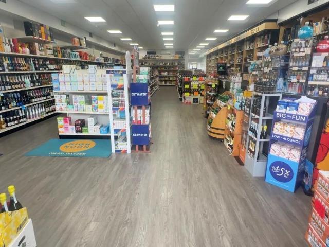 Commercial: MLS #1003