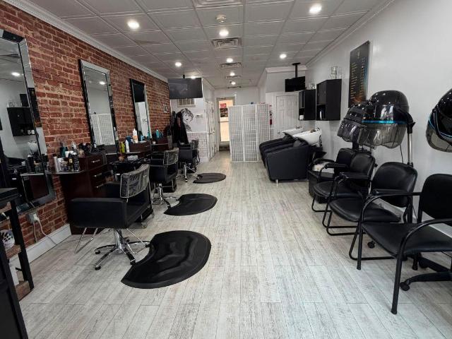 Commercial: MLS #1030