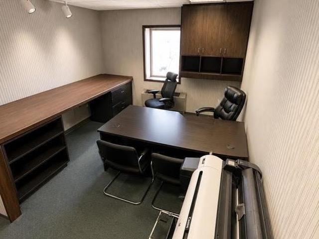Commercial: MLS #1041