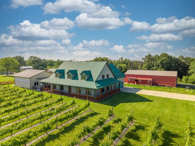 22200 W 6 Mile Rd