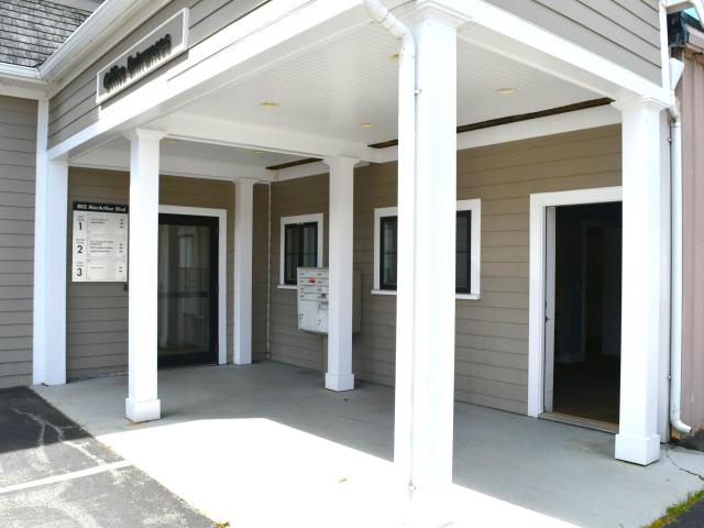 Commercial: MLS #22603