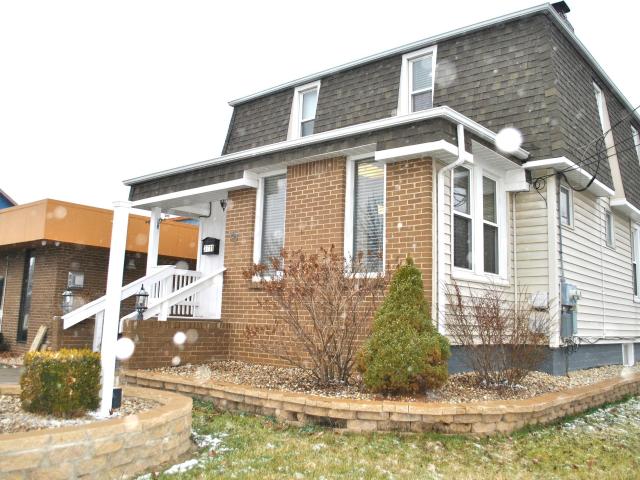 Commercial: MLS #226005