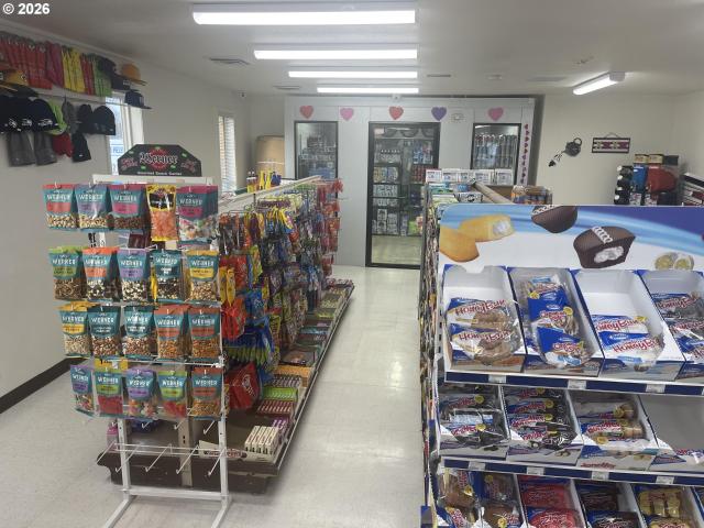 Commercial: MLS #238305
