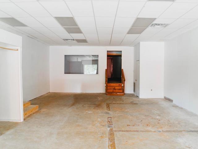 Commercial: MLS #25032