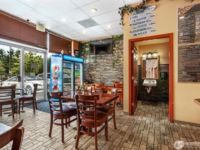 Commercial: MLS #2529