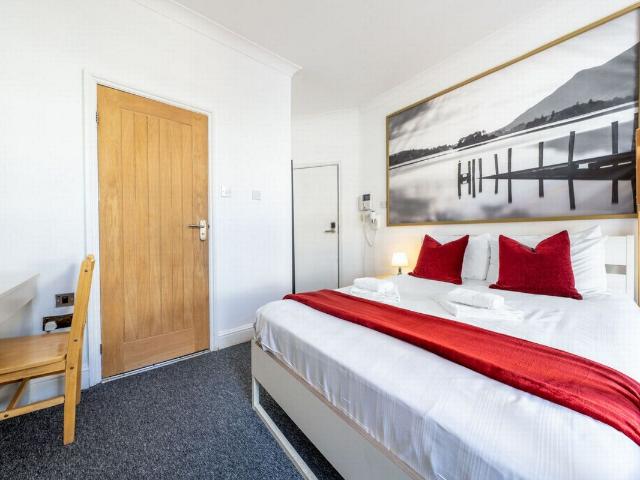 Commercial Road, Aldgate E1, Room to rent, £1,300 pcm | PrimeLocation