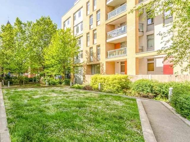 Commercial Road, London, E14 7PD, United Kingdom | 2 bed apartment for rent #132861859 | Rentberry