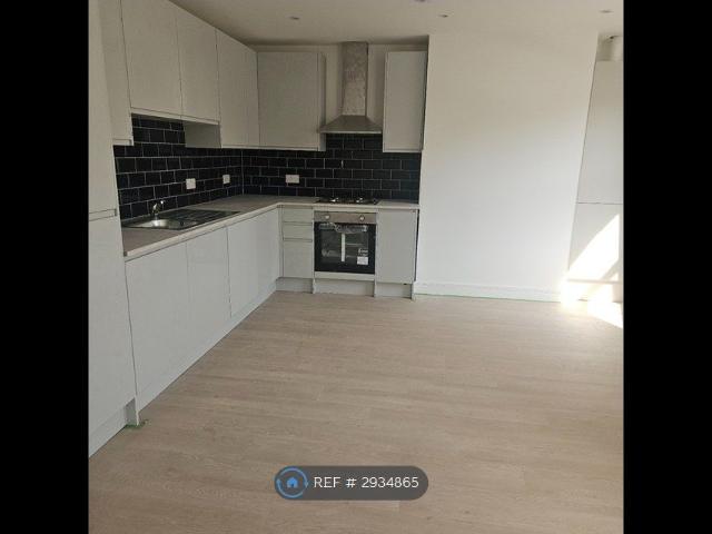 Commercial Road, London E14, 2 bed flat to rent, £2,250 pcm | PrimeLocation