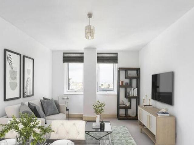 Commercial Road, London, 2 Bedroom Flat