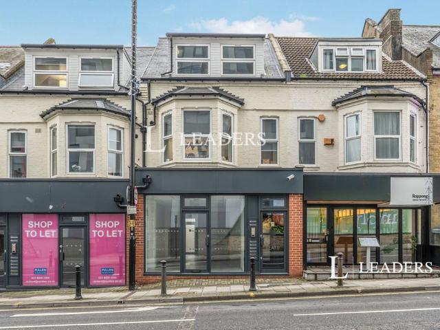Commercial Road, SO15 1 bed flat to rent £1,050 pcm £242 pw