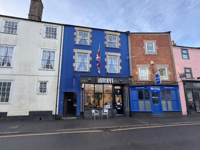 Commercial Road, Shepton Mallet, 2 Bedroom Apartment