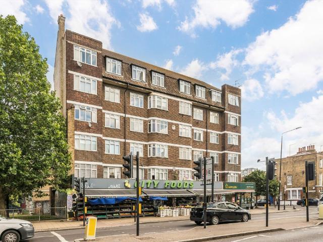 Commercial Road, Whitechapel E1, 2 bed flat to rent, £2,100 pcm | PrimeLocation
