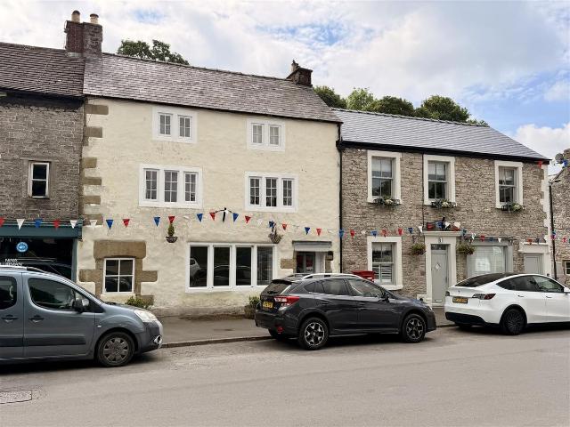 Commercial Road, Tideswell SK17, Studio to rent, £575 pcm | PrimeLocation